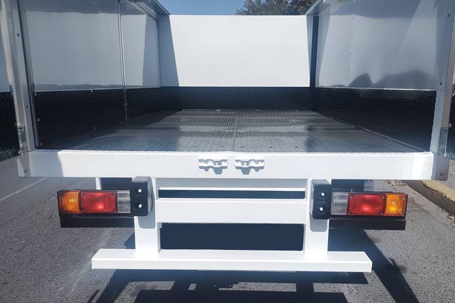 Redilas modernas | Fabricación de Carrocerías Refrigeradas ...