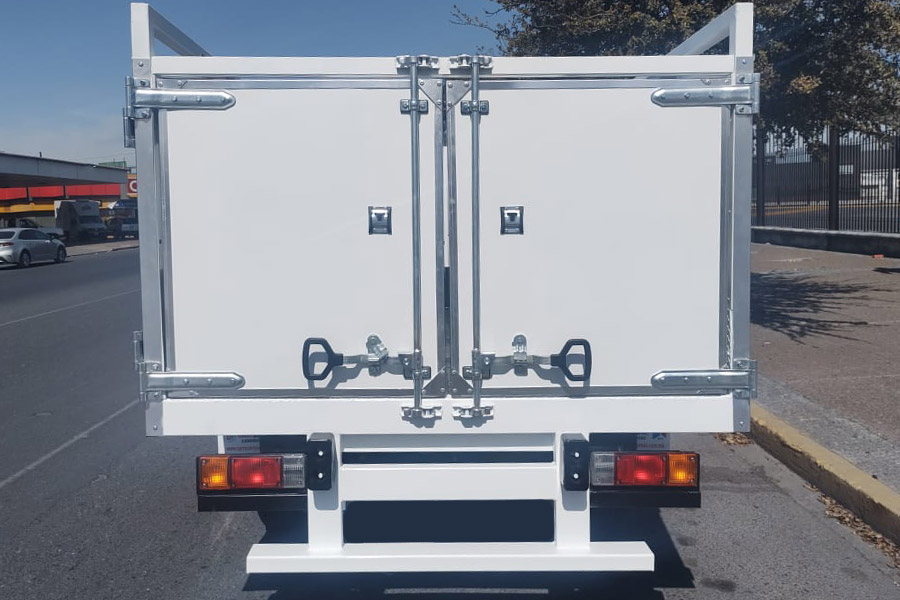 Redilas modernas | Fabricación de Carrocerías Refrigeradas ...